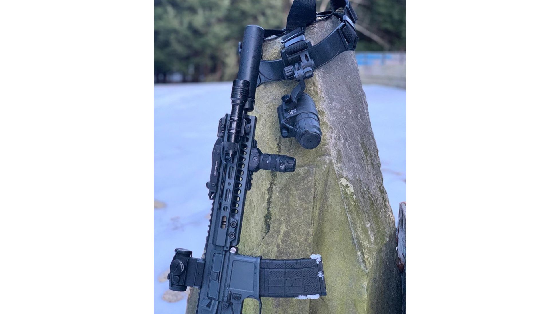 Sightmark Ghost Hunter 1x24 Night Vision Goggle Kit . SightMark Night ...